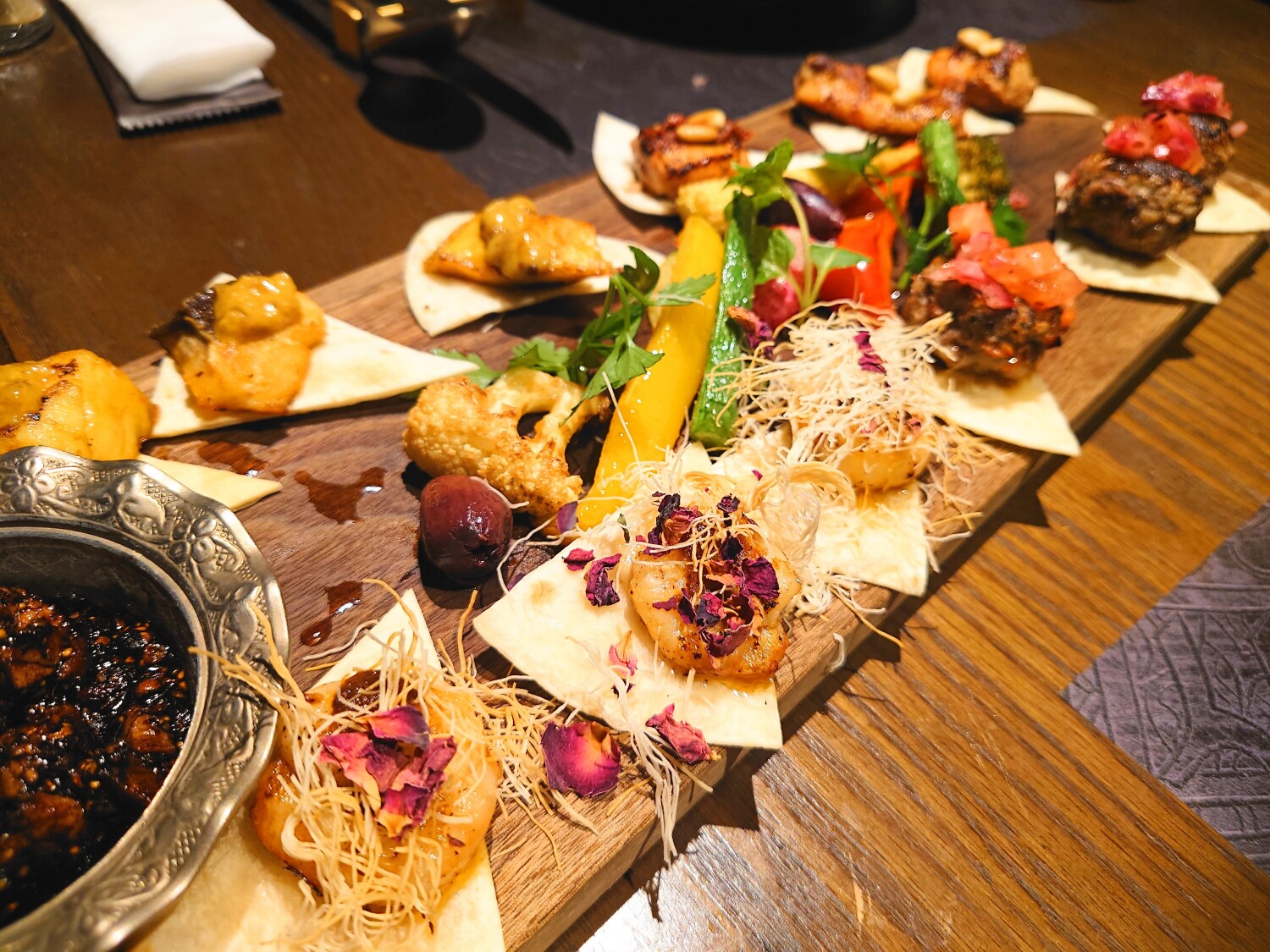 CARVAAN TOKYO 渋谷東口/宮益坂/多国籍料理 写真 2ページ目 | ヒトサラ