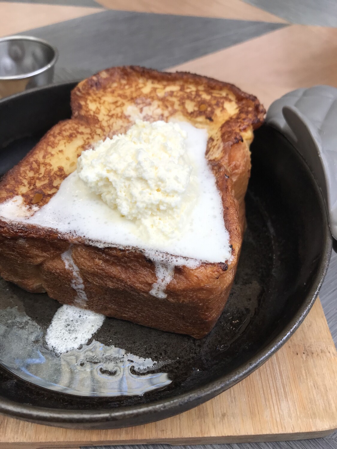 THE FRONT ROOM（丸の内 カフェ）のグルメ情報 | ヒトサラ