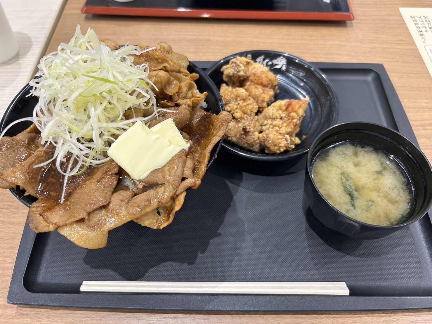 伝説のすた丼屋 ららぽーと福岡店（竹下/南福岡 丼（その他））のグルメ情報 | ヒトサラ