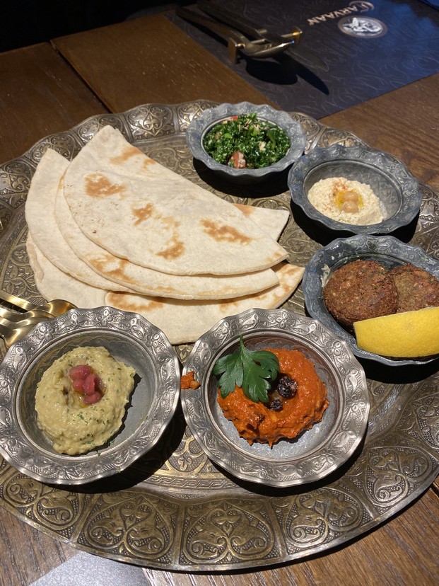 CARVAAN TOKYO 渋谷東口/宮益坂/多国籍料理 写真 3ページ目 | ヒトサラ